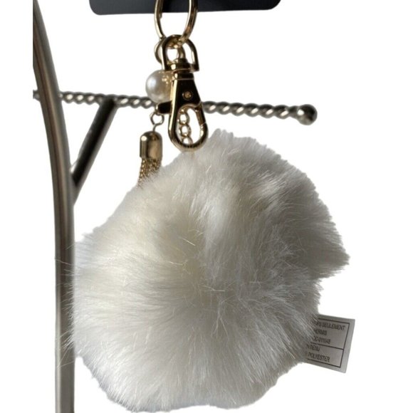 Pom Pom | Accessories | Cute Pearl White Pom Pom Key Chain Purse Accessory Brand New | Poshmark